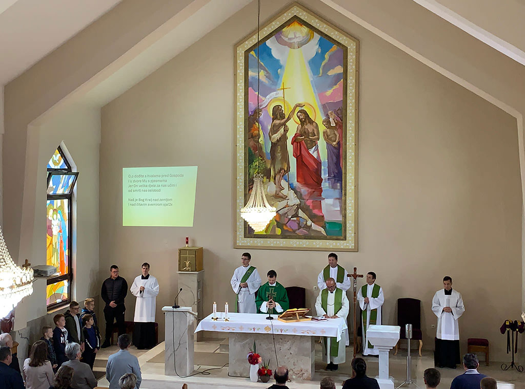 Bogoslovi iz Slovenije posjetili Jelah | Katolički tjednik