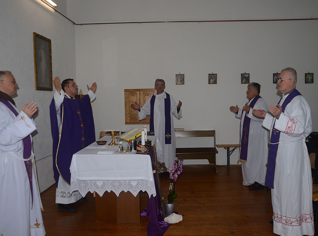 Započele duhovne vježbe za svećenike plehanskog kraja | Katolički tjednik