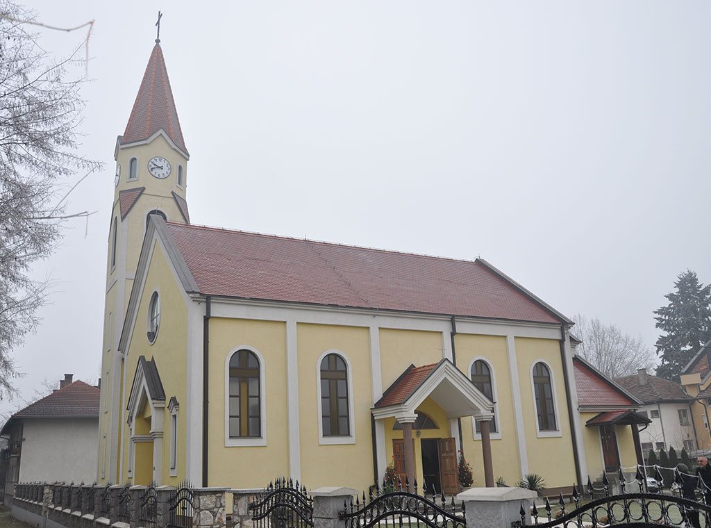 Otvorena crkva, otvorena srca u Modriči | Katolički tjednik