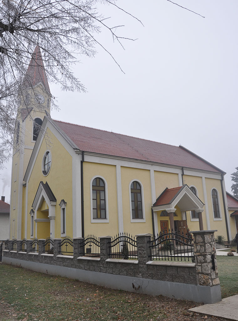 Otvorena crkva, otvorena srca u Modriči | Katolički tjednik