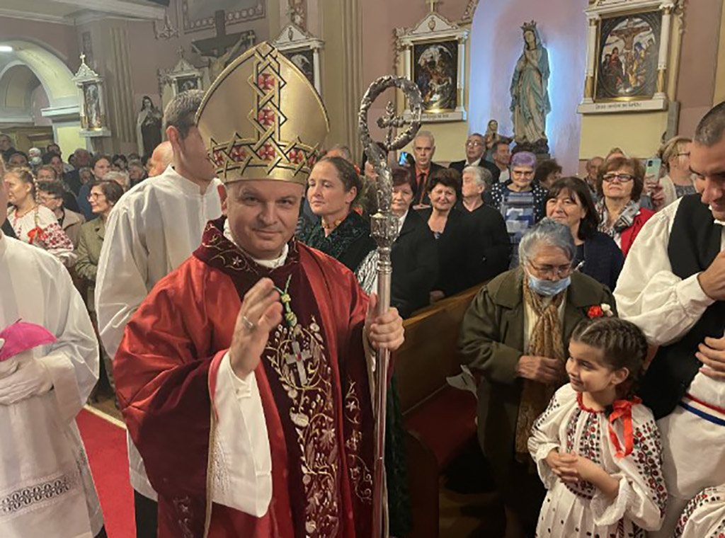 Proslava Sv. Dimitrija i srebrni jubilej biskupa Svaline | Katolički ...